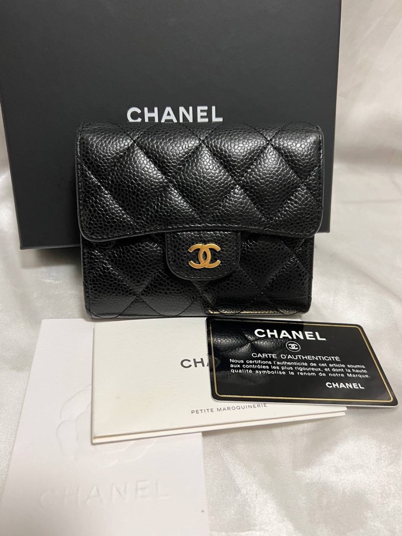 Chanel small wallet, Women's Fashion, Bags & Wallets, Wallets & Card ...