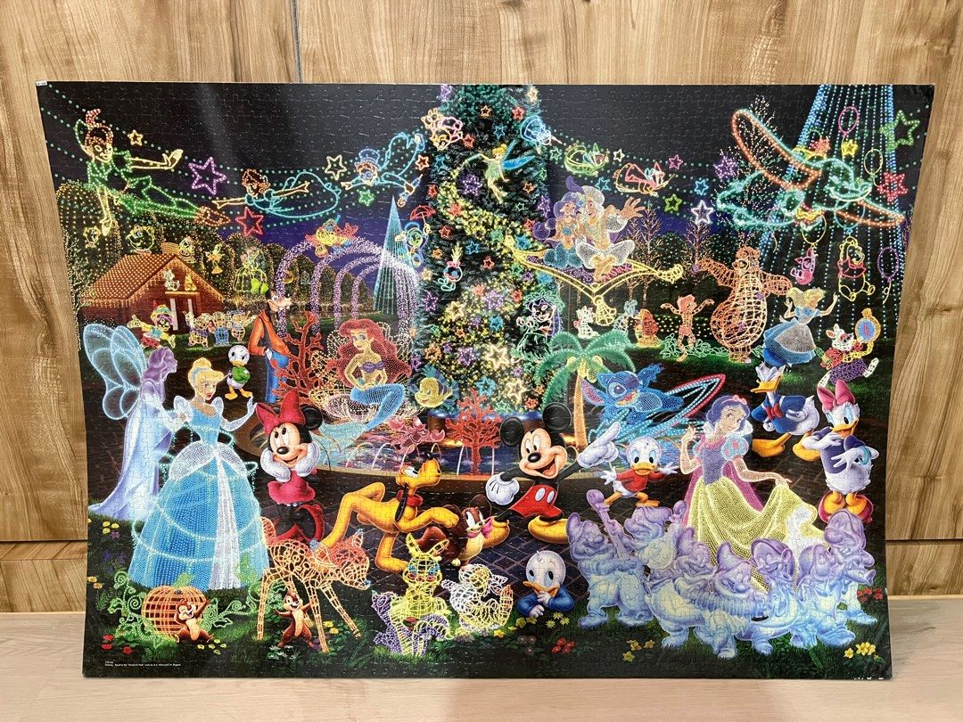 Disney Characters Magical Illumination Glow-in-the-Dark Puzzle (2000 ...