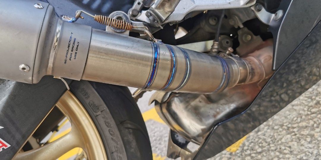 Exhaust Pipe YAMAHA R6, Motorcycles, Motorcycle Accessories on Carousell