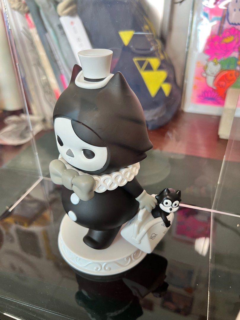 FELIX X PUCKY figurine display, Hobbies & Toys, Toys & Games on Carousell
