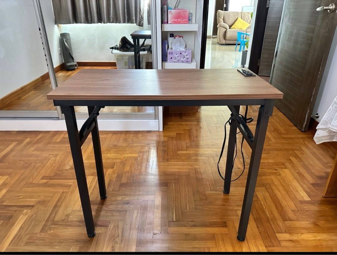 FOLDABLE WOODEN TABLE WITH OUTLET PLUG, Furniture & Home Living ...