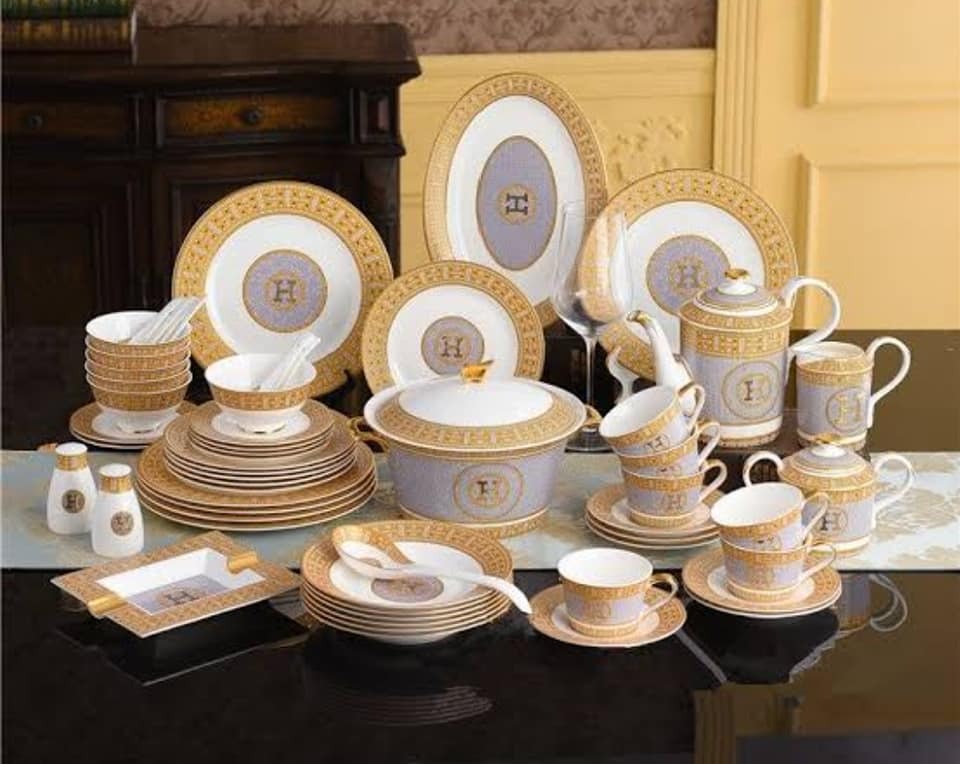 Hermes 58pcs plate set, Furniture & Home Living, Kitchenware ...