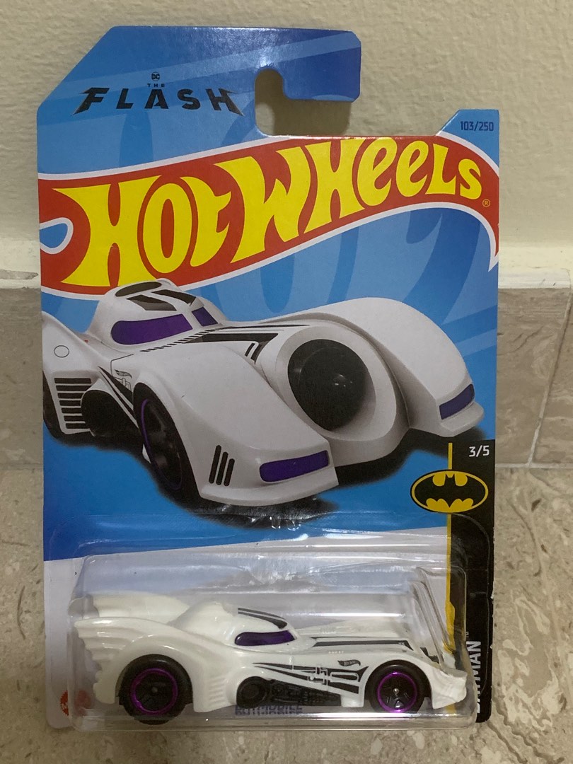 Hot Wheels Batmobile The Flash White, Hobbies & Toys, Toys & Games on ...