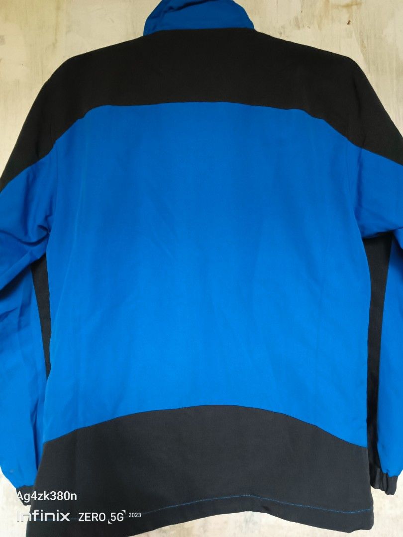 Jaket outdoor team polham, Fesyen Pria, Pakaian , Atasan di Carousell