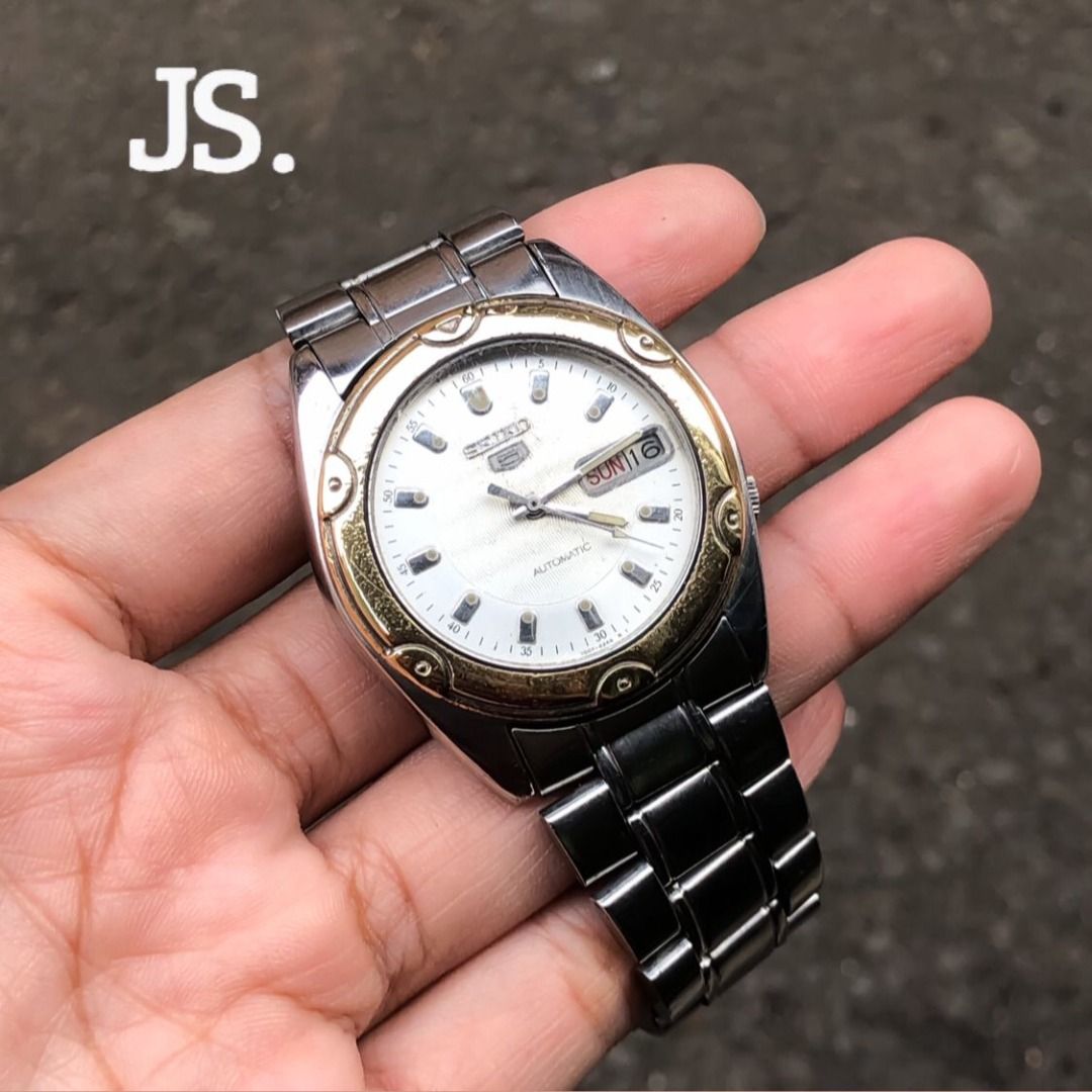 Jam tangan pria seiko original, Fesyen Pria, Jam Tangan di Carousell