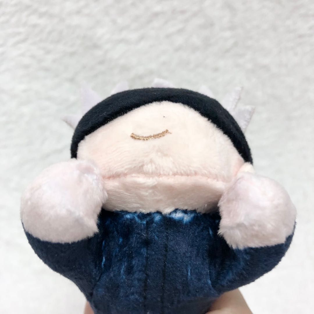 Jujutsu Kaisen Gojo Satoru Hug Chara Mascot Plush Toy Anime Merch Japan ...