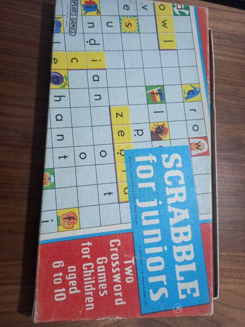 Junior Scrabble, Hobbies & Toys, Toys & Games on Carousell