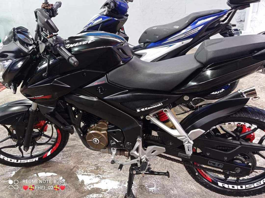 Kawasaki rouser 150 on Carousell