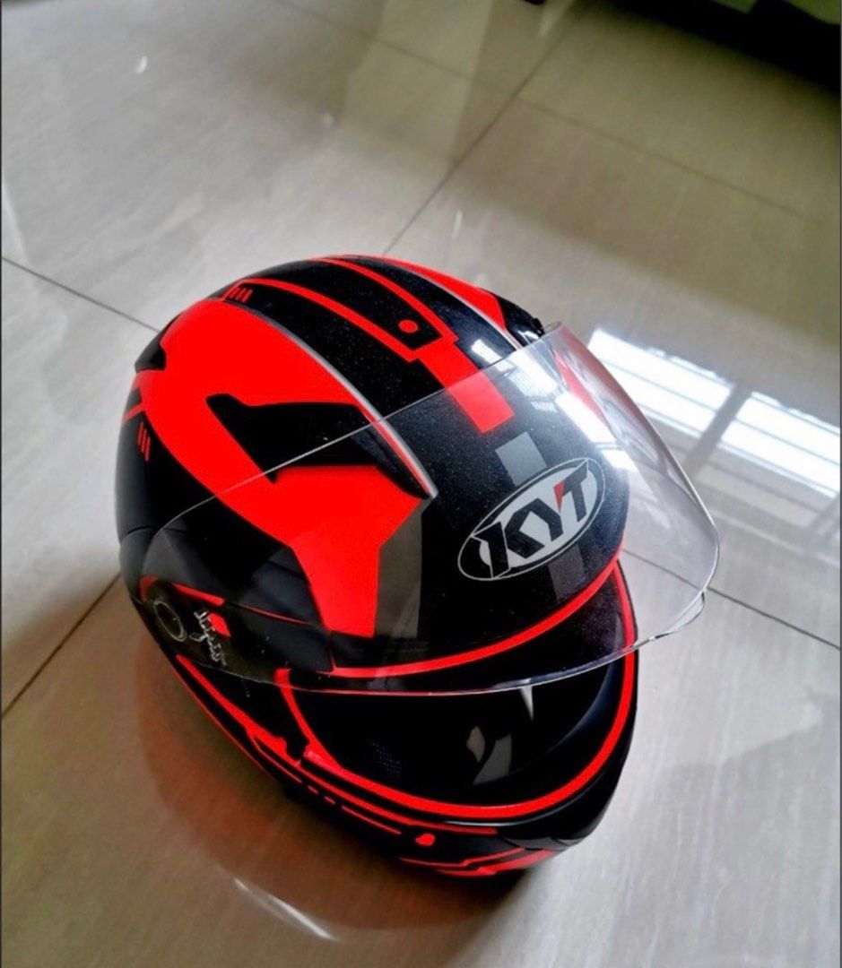 KYT Modular Helmet Size L, Motorcycles, Motorcycle Apparel on Carousell