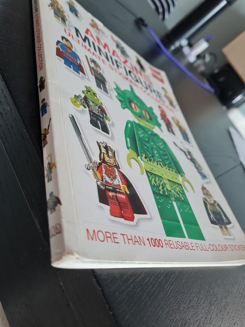 Lego Amazing Minifigure Ultimate Sticker Collection, Hobbies & Toys ...