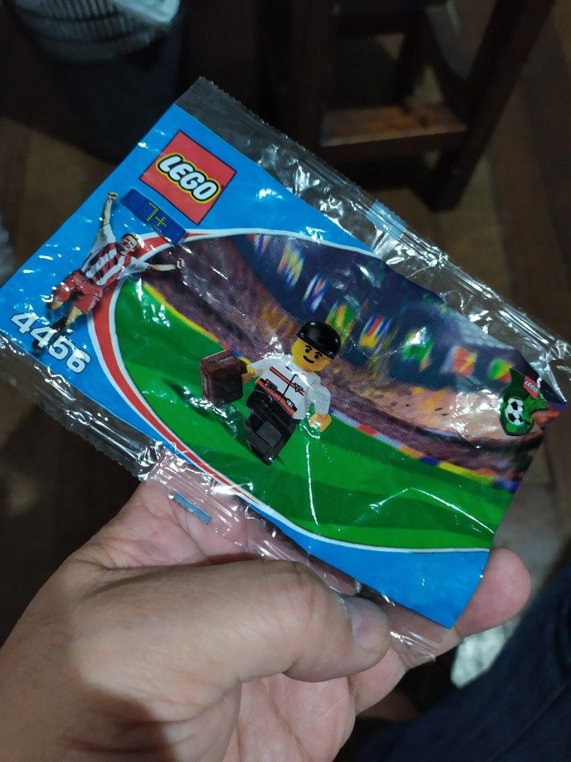 Lego figure vintage coca cola on Carousell