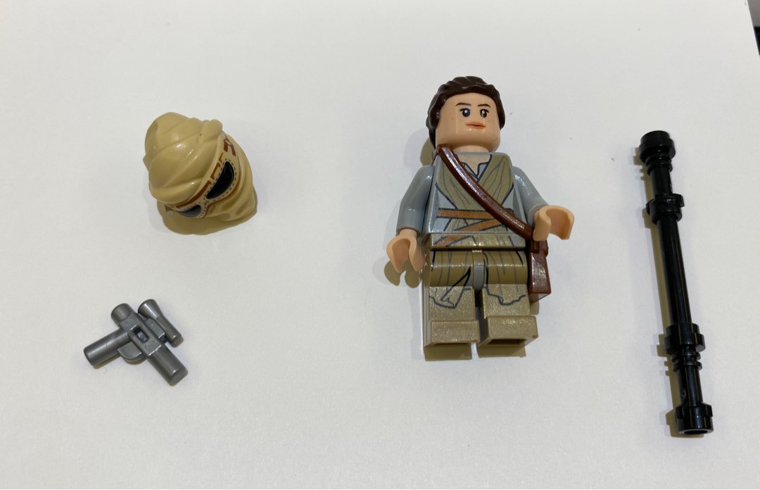 LEGO STAR WARS Rey minifigure, 興趣及遊戲, 玩具 & 遊戲類 - Carousell
