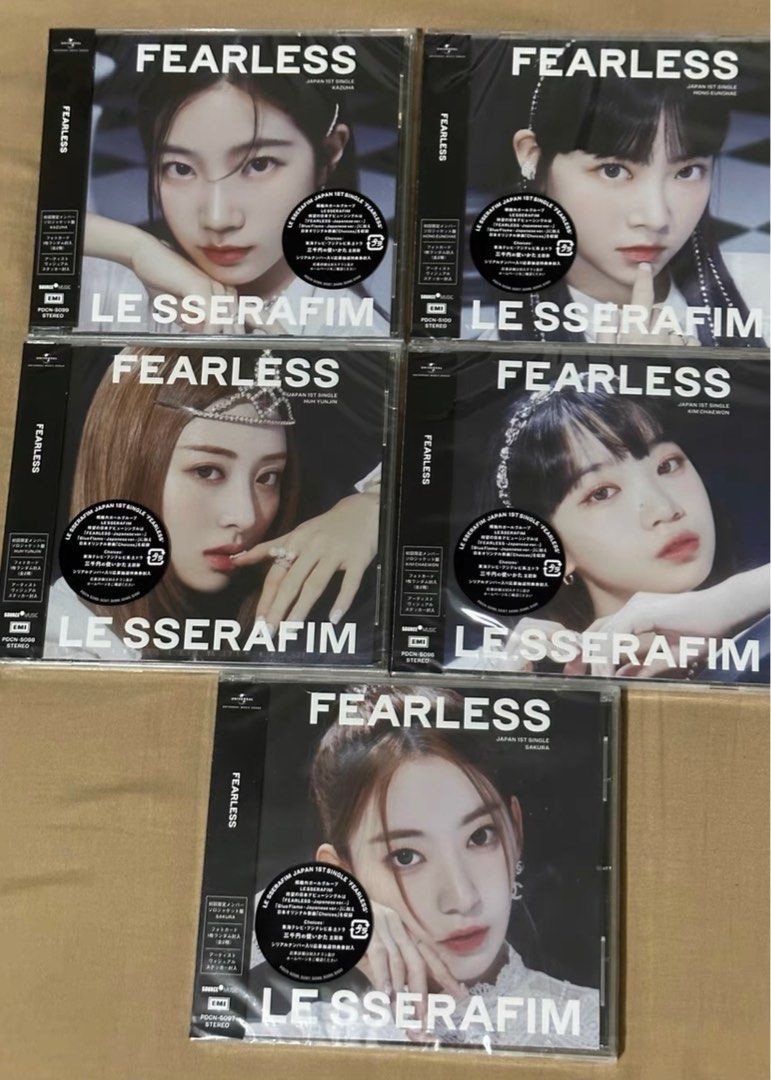 LESSERAFIM FEARLESS JAPAN 1ST SINGLE ALBUM CD, Hobbies & Toys ...
