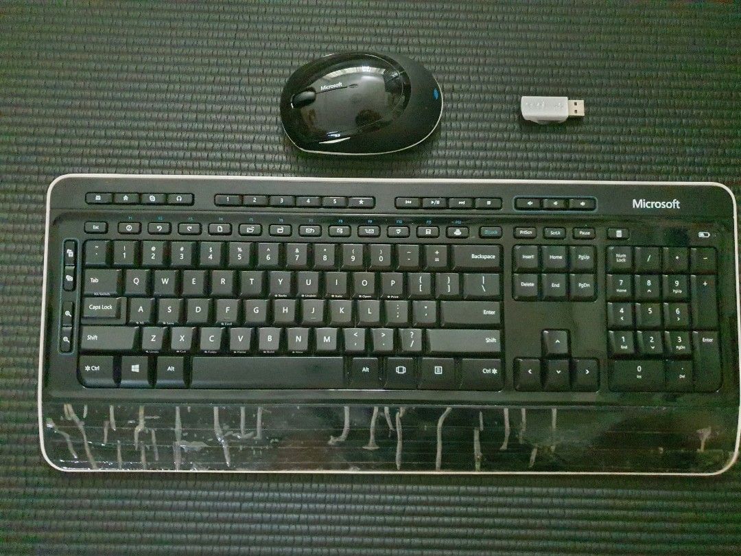 Microsoft 3050 Wireless keyboard + mouse set, Computers & Tech, Parts & Accessories, Computer ...