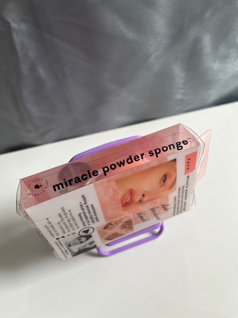 Miracle powder sponge, Kesehatan & Kecantikan, Rias Wajah di Carousell