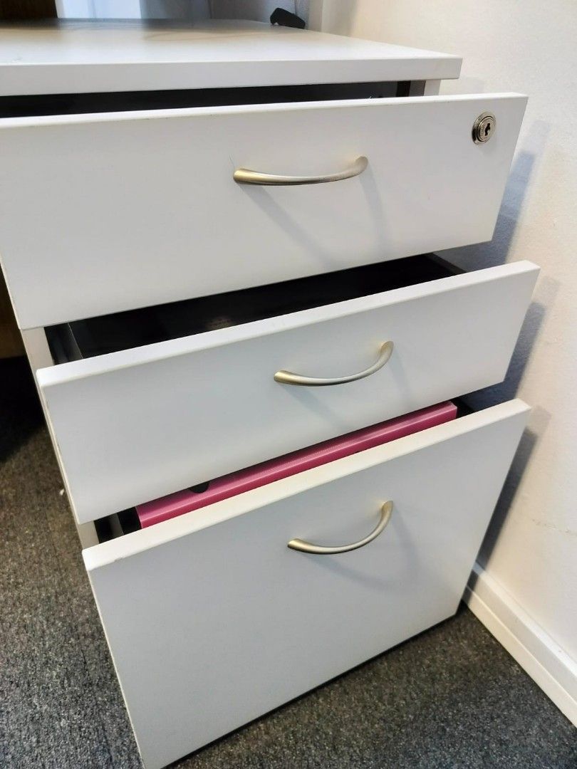 Mobile pedestal with lock and key - white, Furniture & Home Living ...