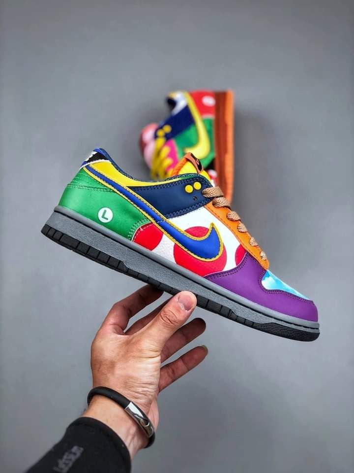 NIKE SB DUNK "SUPER MARIO", Men's Fashion, Footwear, Sneakers on Carousell