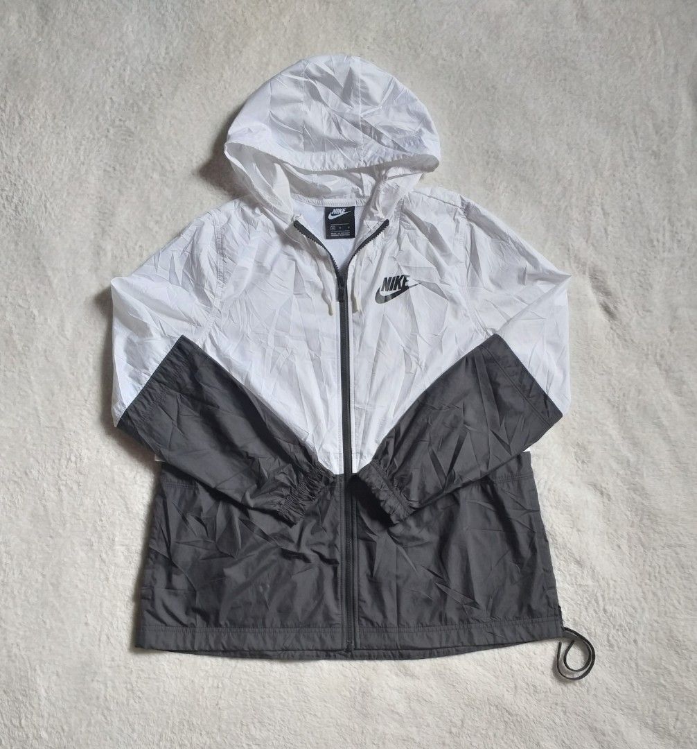 Nike windbreaker two toned, Women's Fashion, Coats, Jackets and ...