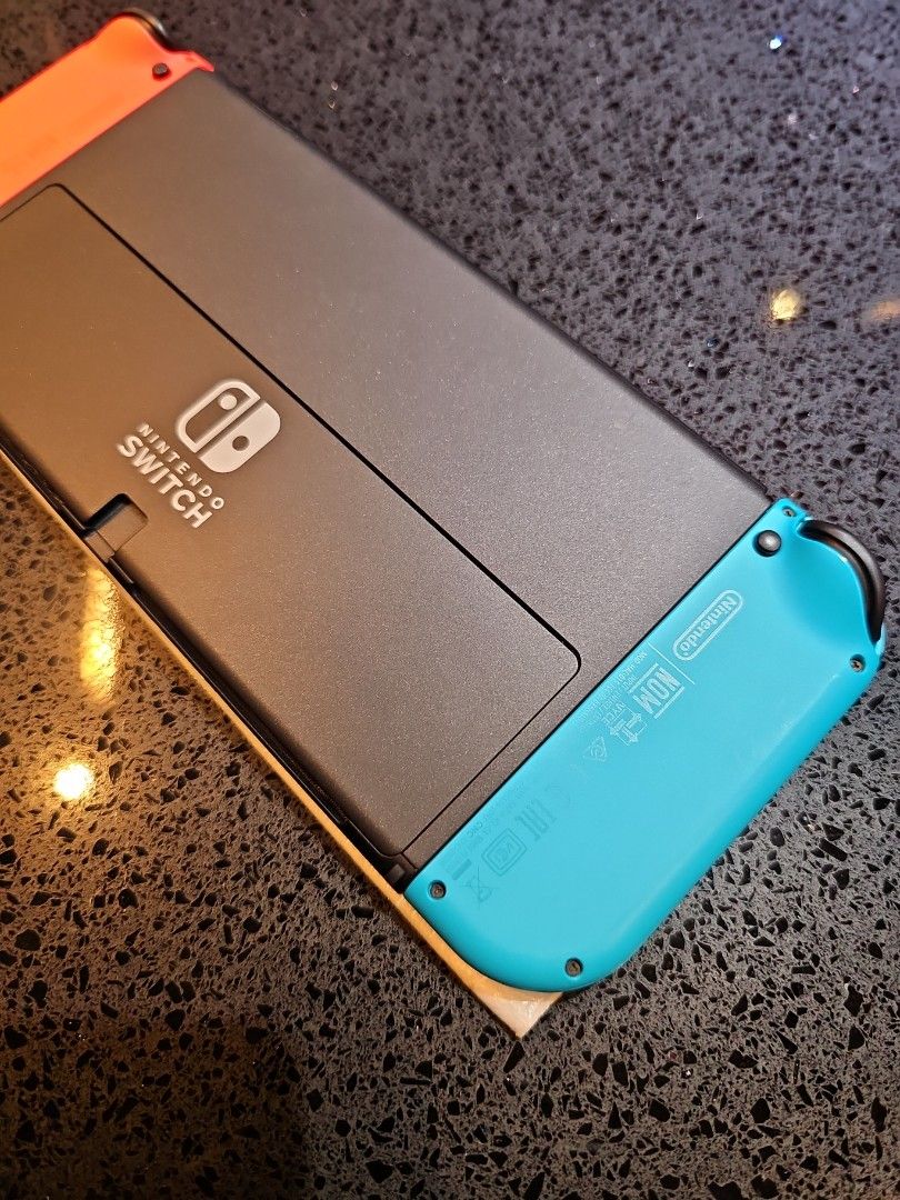 Nintendo Switch Oled Tablet and Joycon, Video Gaming, Video Games ...