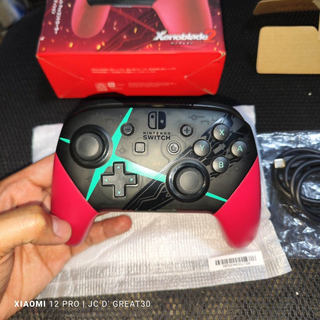 Nintendo Switch Pro Con Xenoblade chronicles 2 Original on Carousell