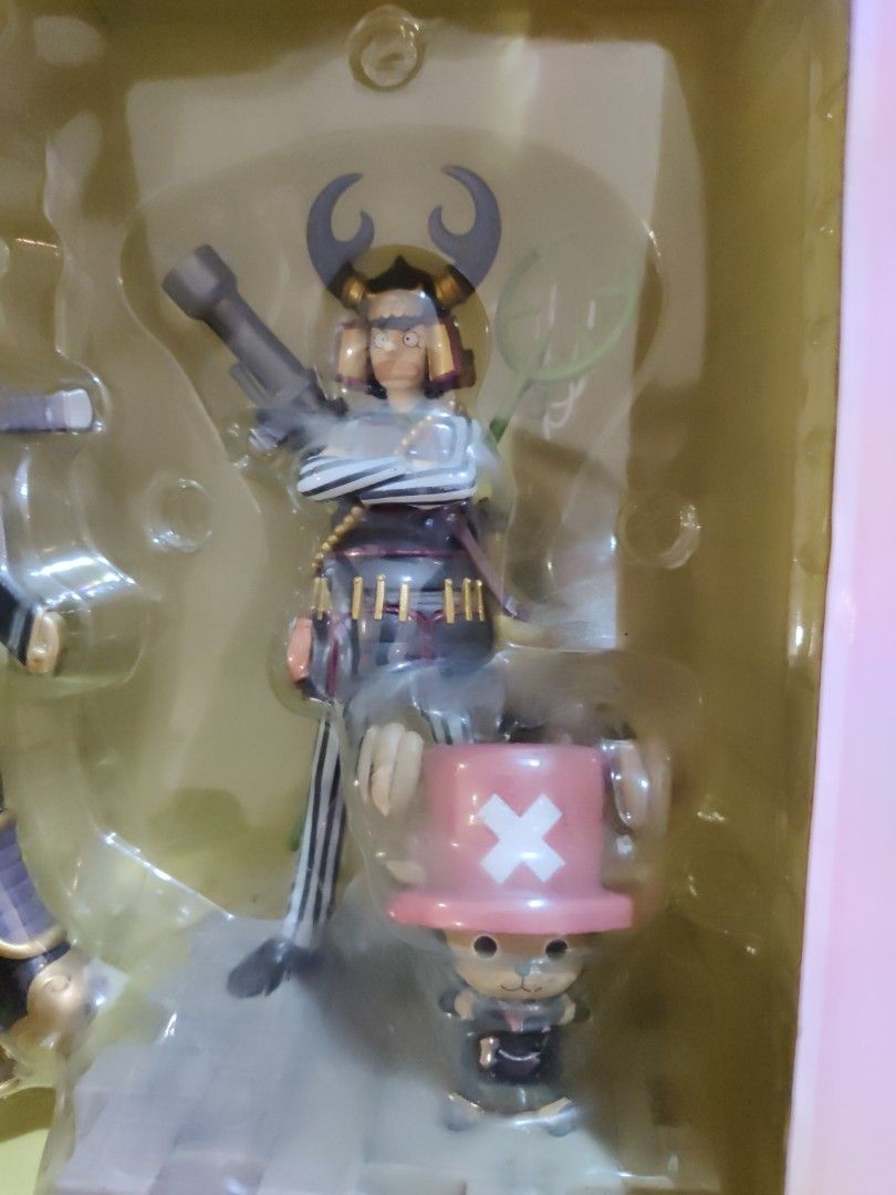 One-piece Usop and Chopper figurine, Hobbies & Toys, Memorabilia ...