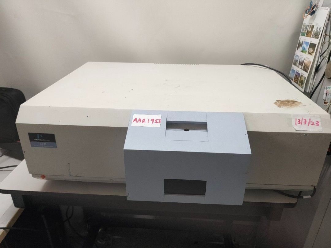 Perkin Elmer Spectrophotometer Thermo Concentrator Biotek Water-bath Ph ...