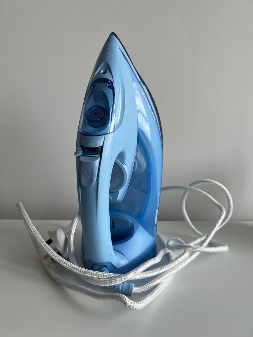PHILIPS iron, TV & Home Appliances, Irons & Steamers on Carousell