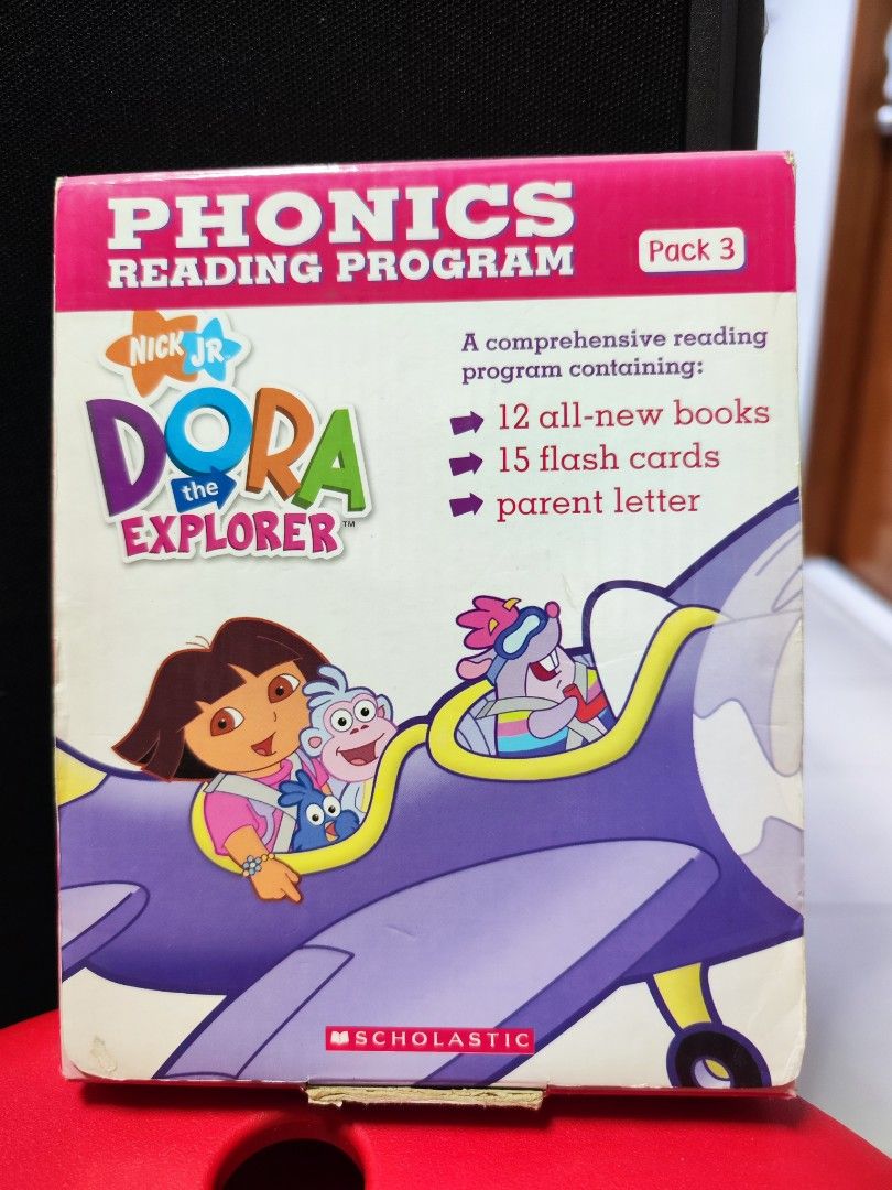 phonics reading program - Dora the explorer, 興趣及遊戲, 書本 & 文具, 漫畫 - Carousell