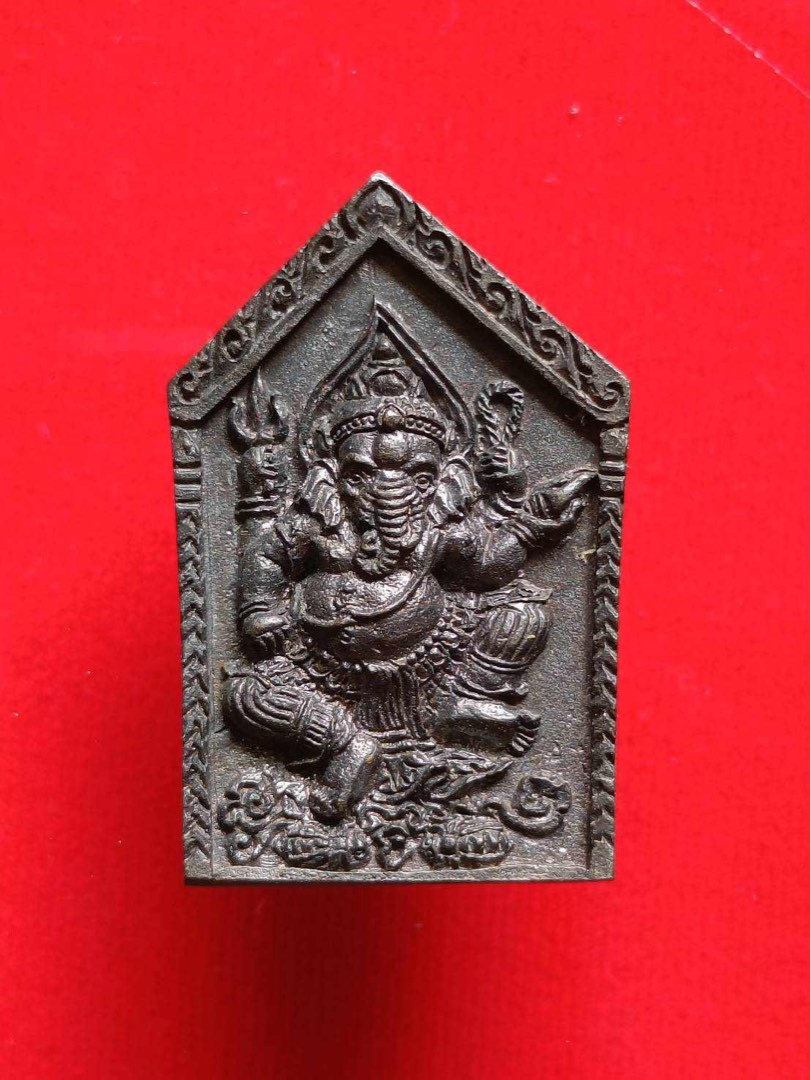 Phra Pikanet Lp Jued BE 2548, Hobbies & Toys, Memorabilia ...