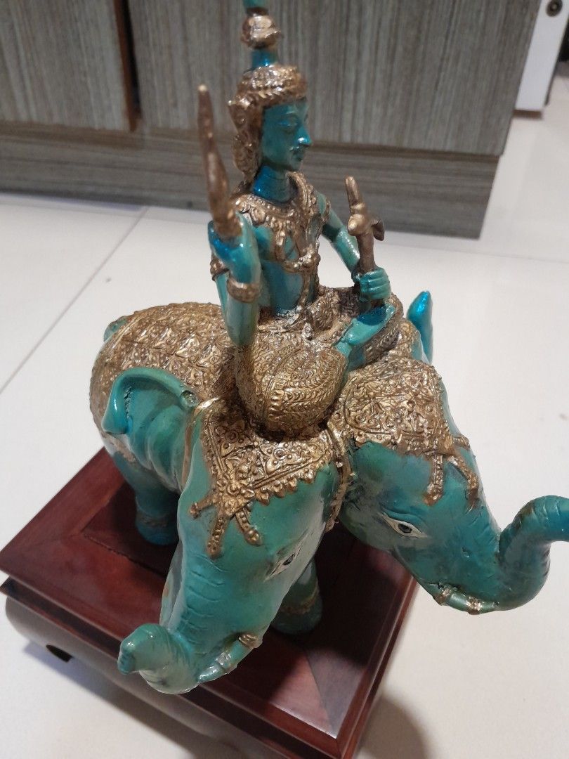 Phra sakka devanam indra from Thailand. Old statue, Furniture & Home ...