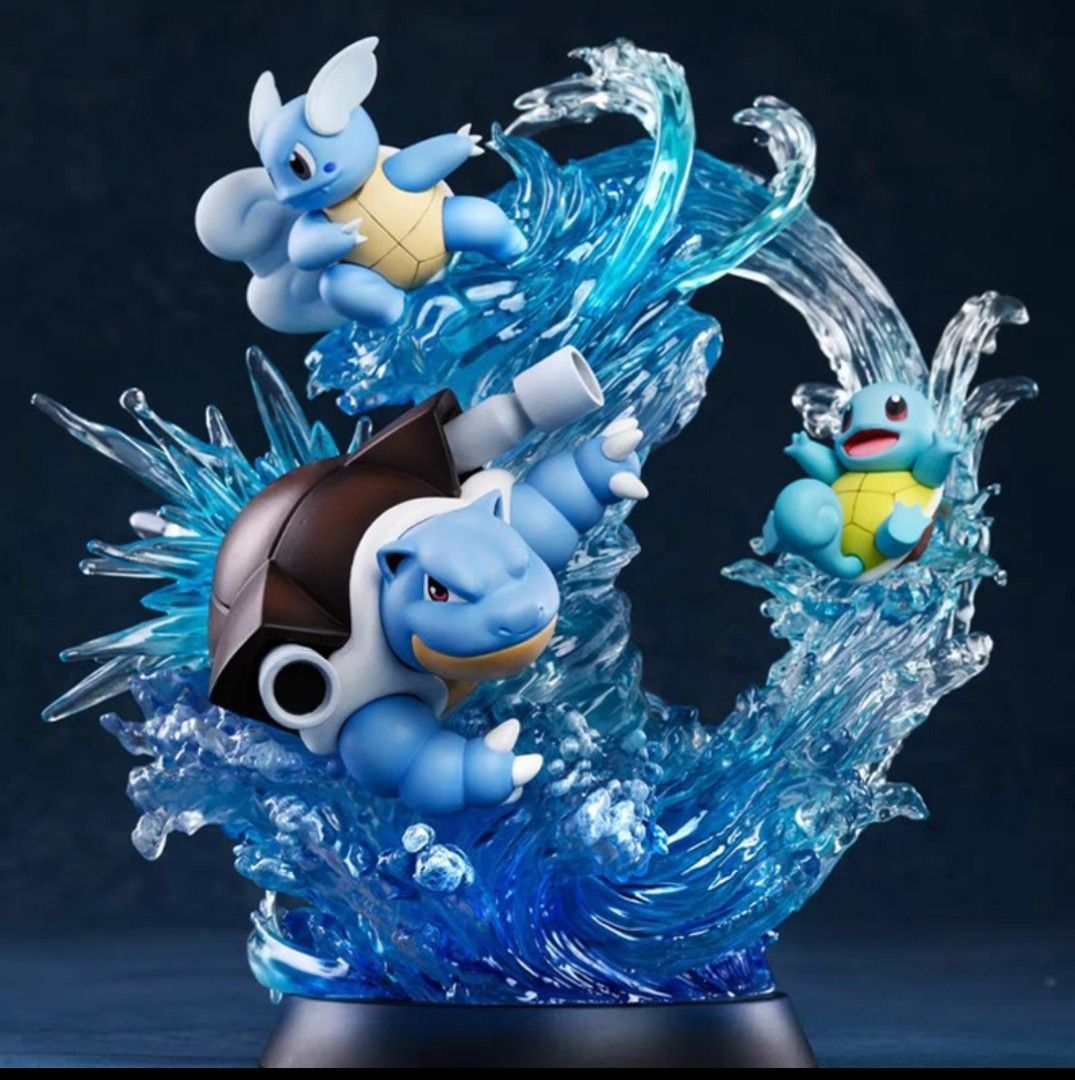 Pokemon figures: Mewtwo Evolution, Charizard Evolution, Gengar ...