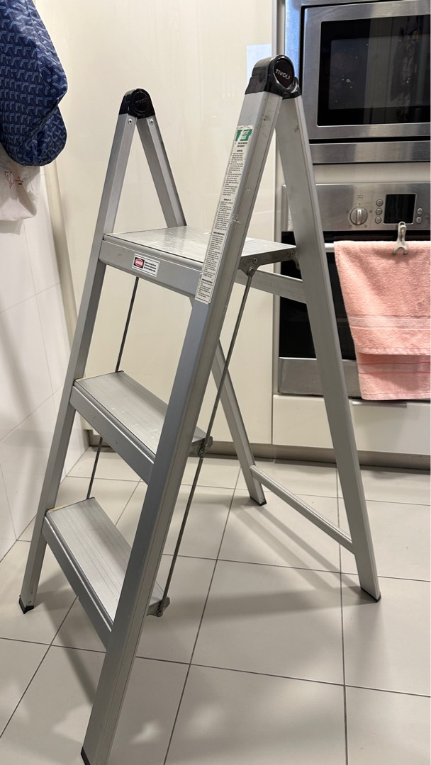 Premium 3 Steps Slim Ladder, Furniture & Home Living, Home Improvement ...