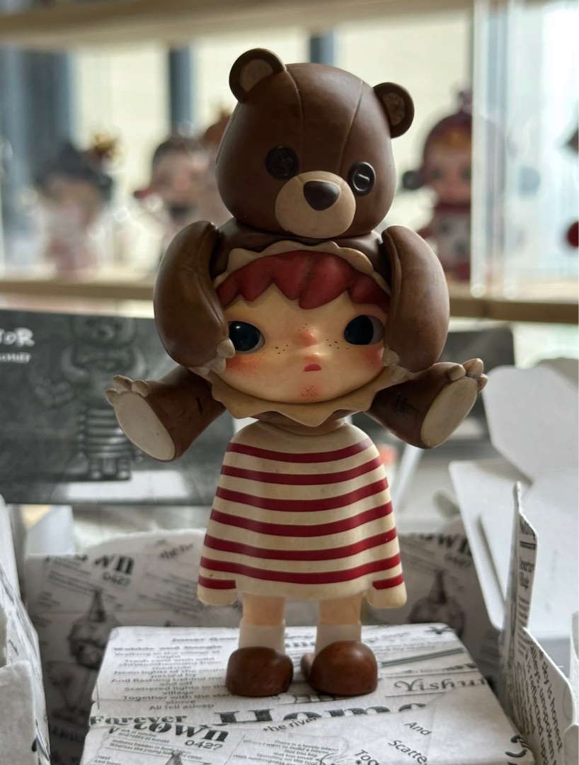 Protector Hirono Little Mischief PopMart, Hobbies & Toys, Toys & Games ...