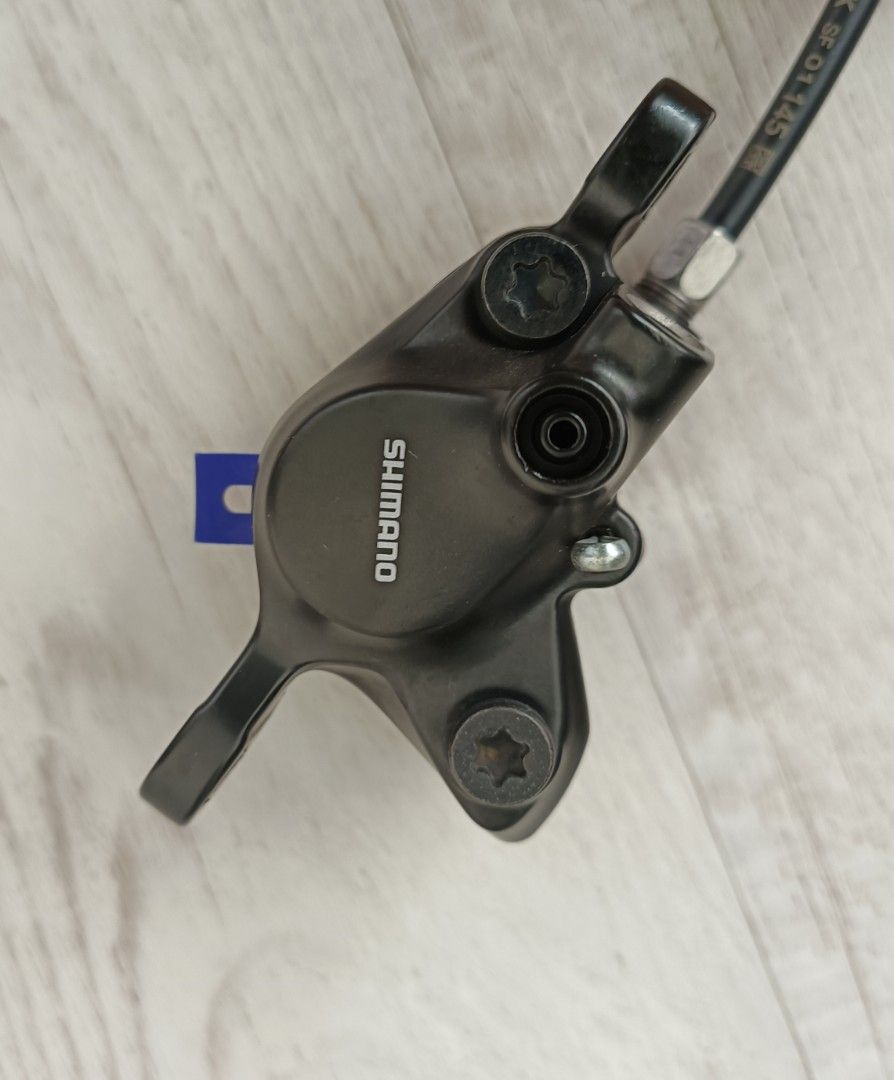 Shimano MT200 hydraulic brakes with free 4 pots brake caliper, Sports ...