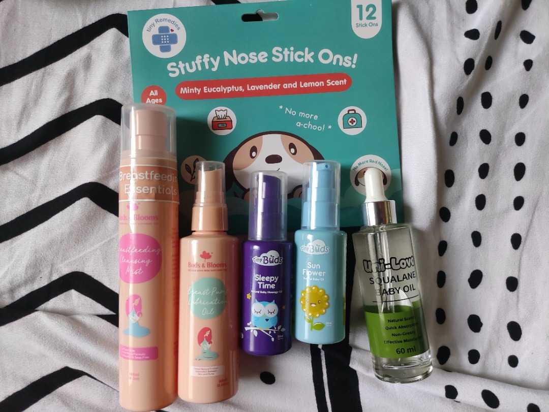 Tiny buds set on Carousell