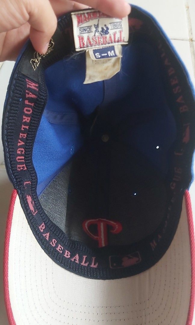 Topi original buka ball, Fesyen Pria, Aksesoris, Topi di Carousell