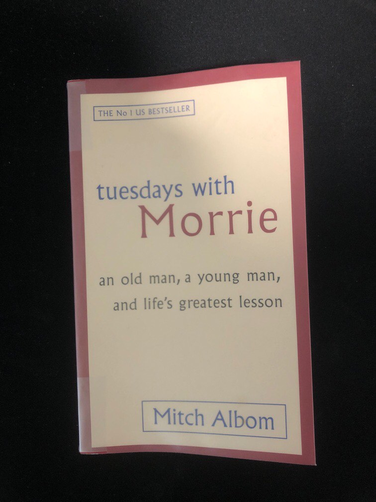 Tuesdays with Morrie - Mitch Albom, 興趣及遊戲, 書本 & 文具, 小說 & 故事書 - Carousell