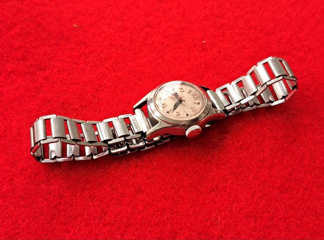 VINTAGE 1960's OWIX WATCH, Hobbies & Toys, Memorabilia & Collectibles ...
