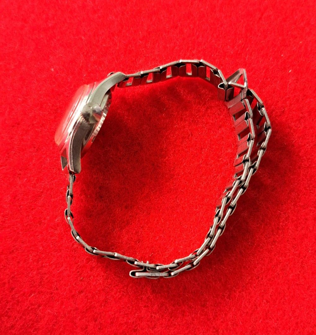 VINTAGE 1960's OWIX WATCH, Hobbies & Toys, Memorabilia & Collectibles ...