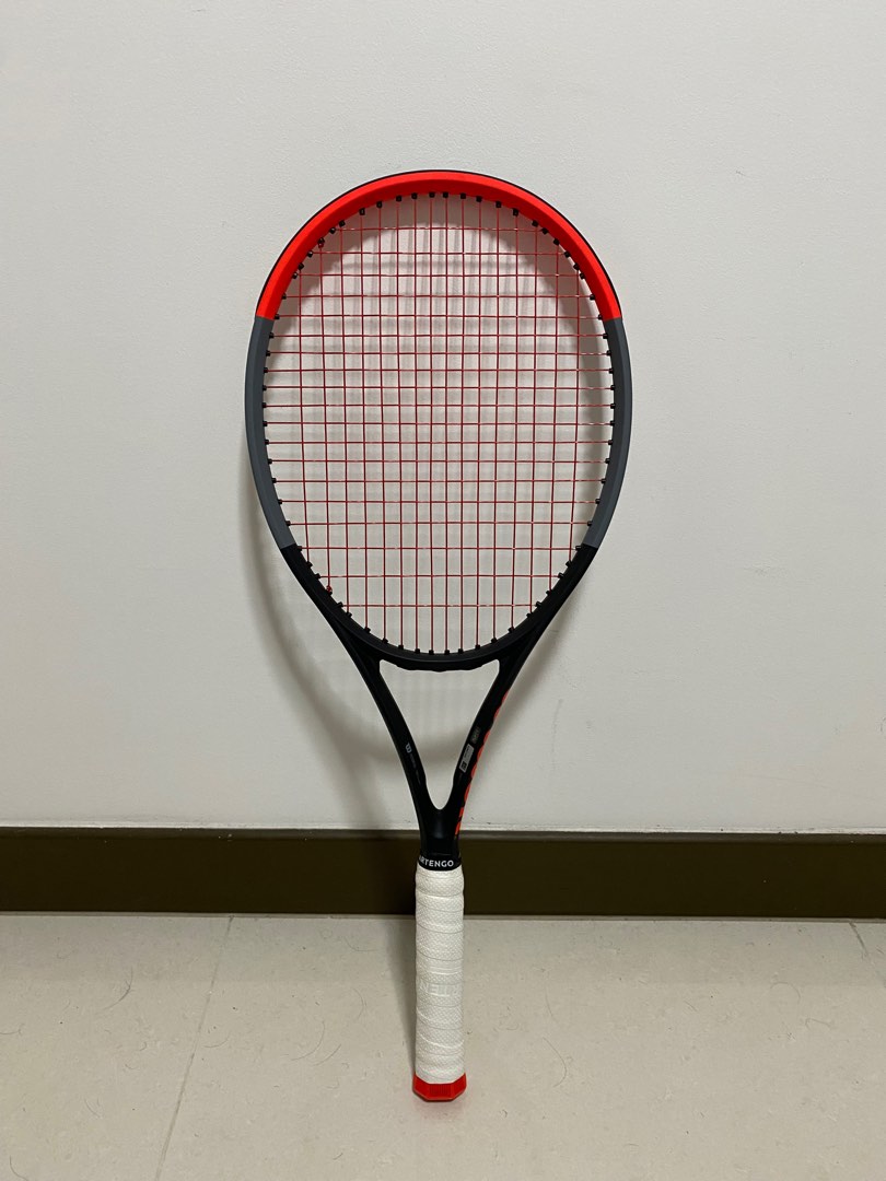 Wilson Clash 100 Tour, Sports Equipment, Sports & Games, Racket & Ball ...