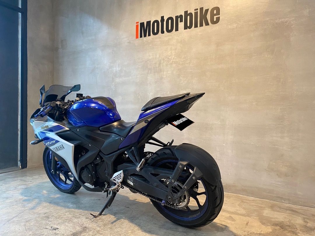 Yamaha YZF-R25 (2015) - Great condition!!!, Motorbikes on Carousell