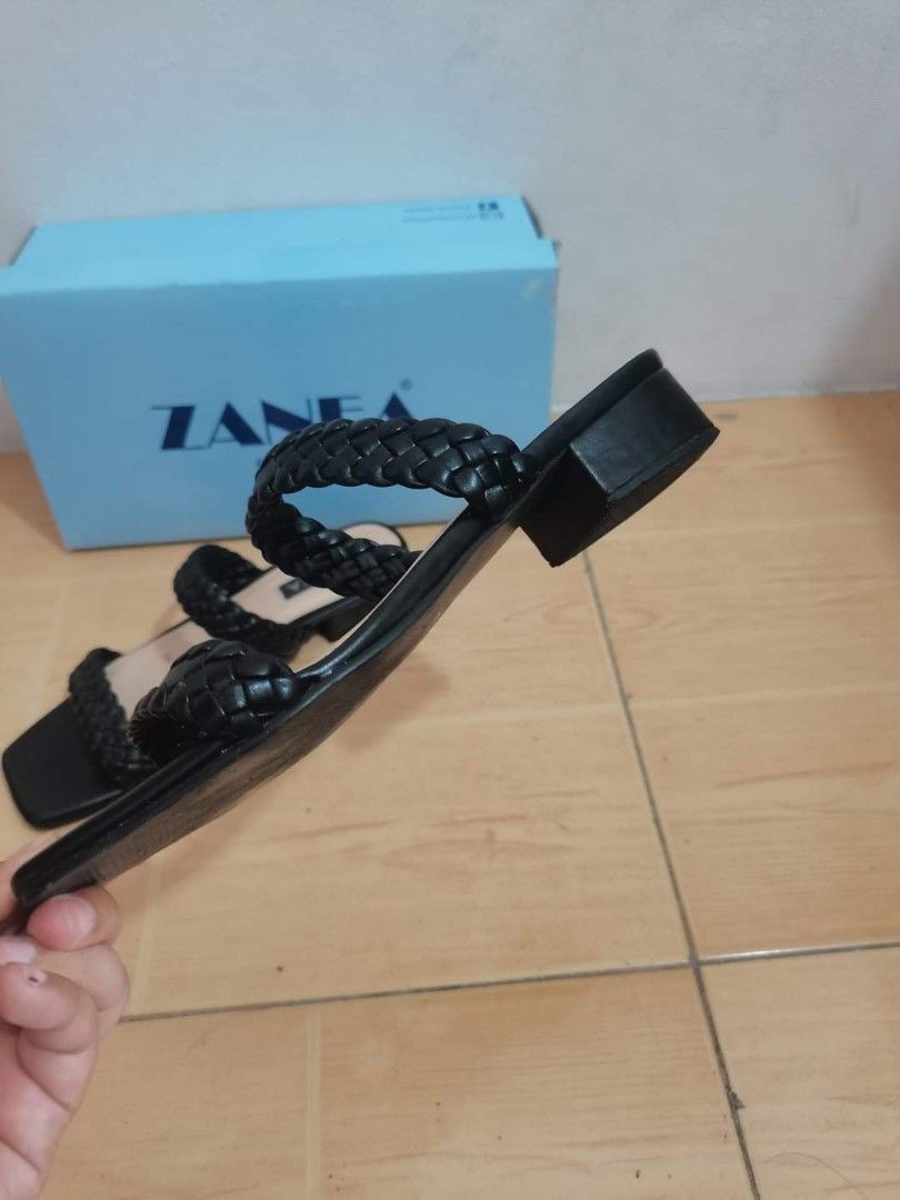Zanea Sandals on Carousell