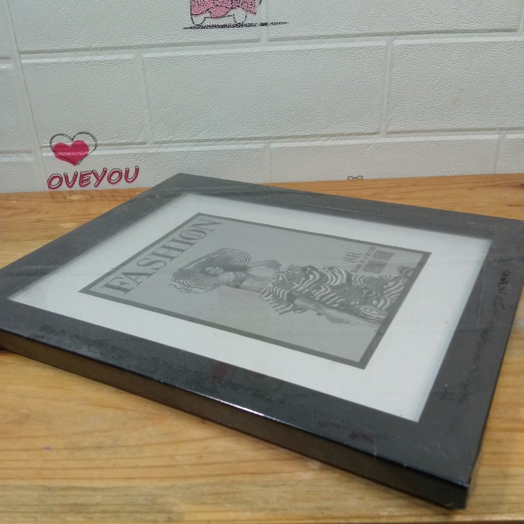 8pcs Frame Kayu ukuran 8R, Barang Yang Dicari di Carousell