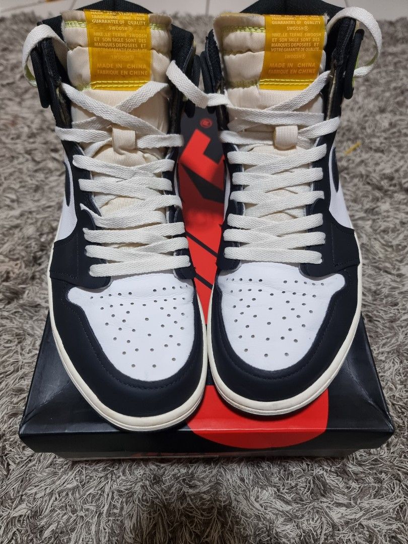 Air Jordan 1 Retro High Gold Volts, Men's Fashion, Footwear, Sneakers ...