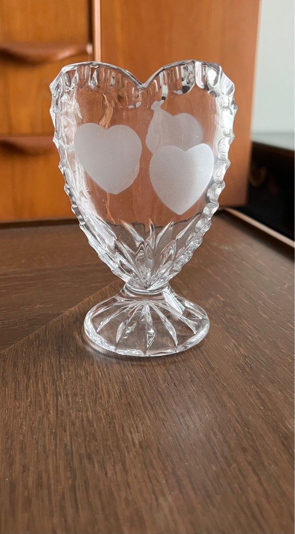 Anna Hutte Crystal Vase, Furniture & Home Living, Home Decor, Vases ...