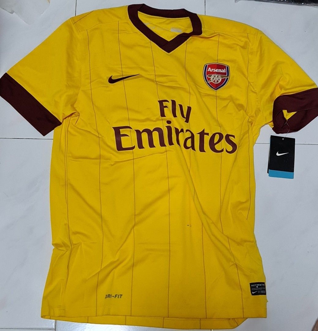 Authentic Arsenal FC 2010 away jersey, Men's Fashion, Activewear on ...