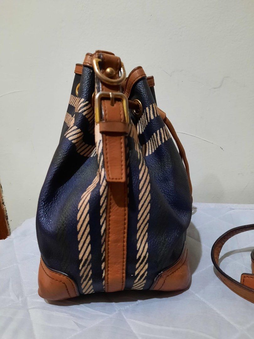 Beanpole kulit asli mix pcv, Fesyen Wanita, Tas & Dompet di Carousell