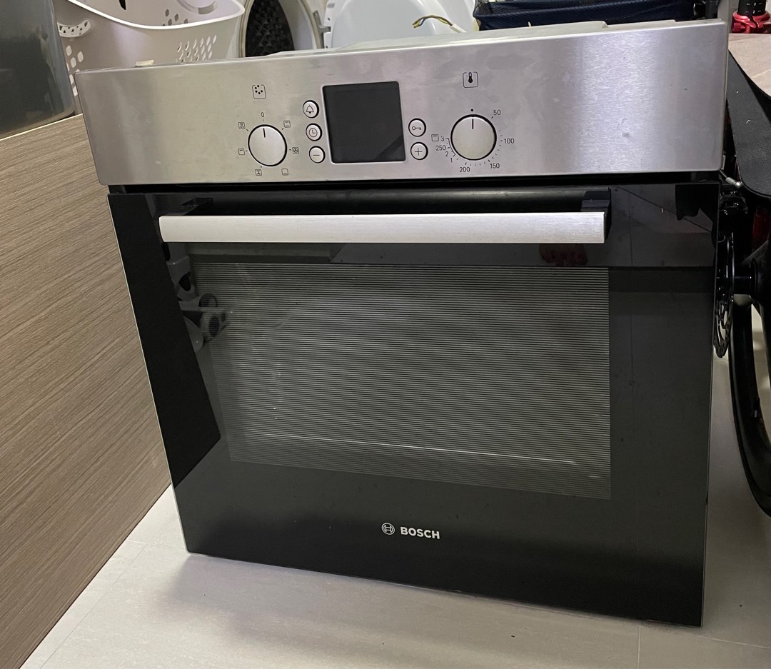 Bosch built in oven, TV & Home Appliances, Kitchen Appliances, Ovens ...