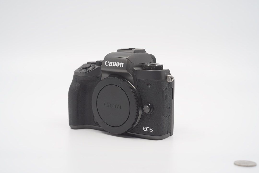 Canon EOS M5 body in Black, Photography, Cameras on Carousell