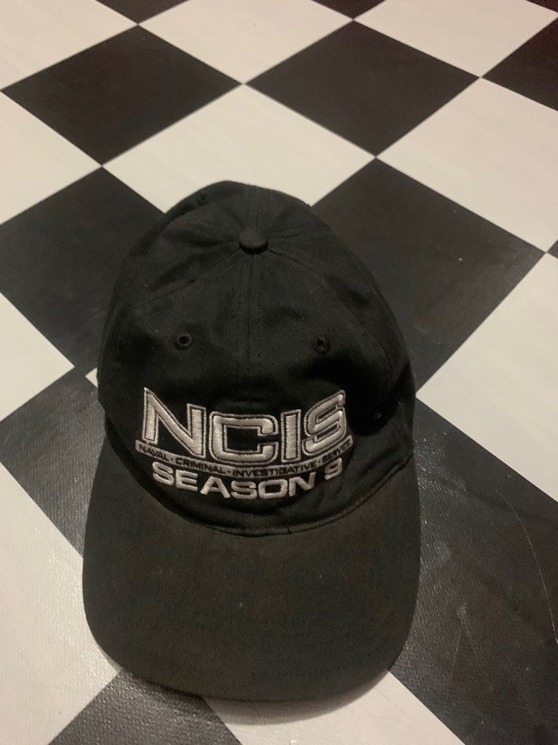 carhatt collab movie, Men's Fashion, Watches & Accessories, Cap & Hats ...